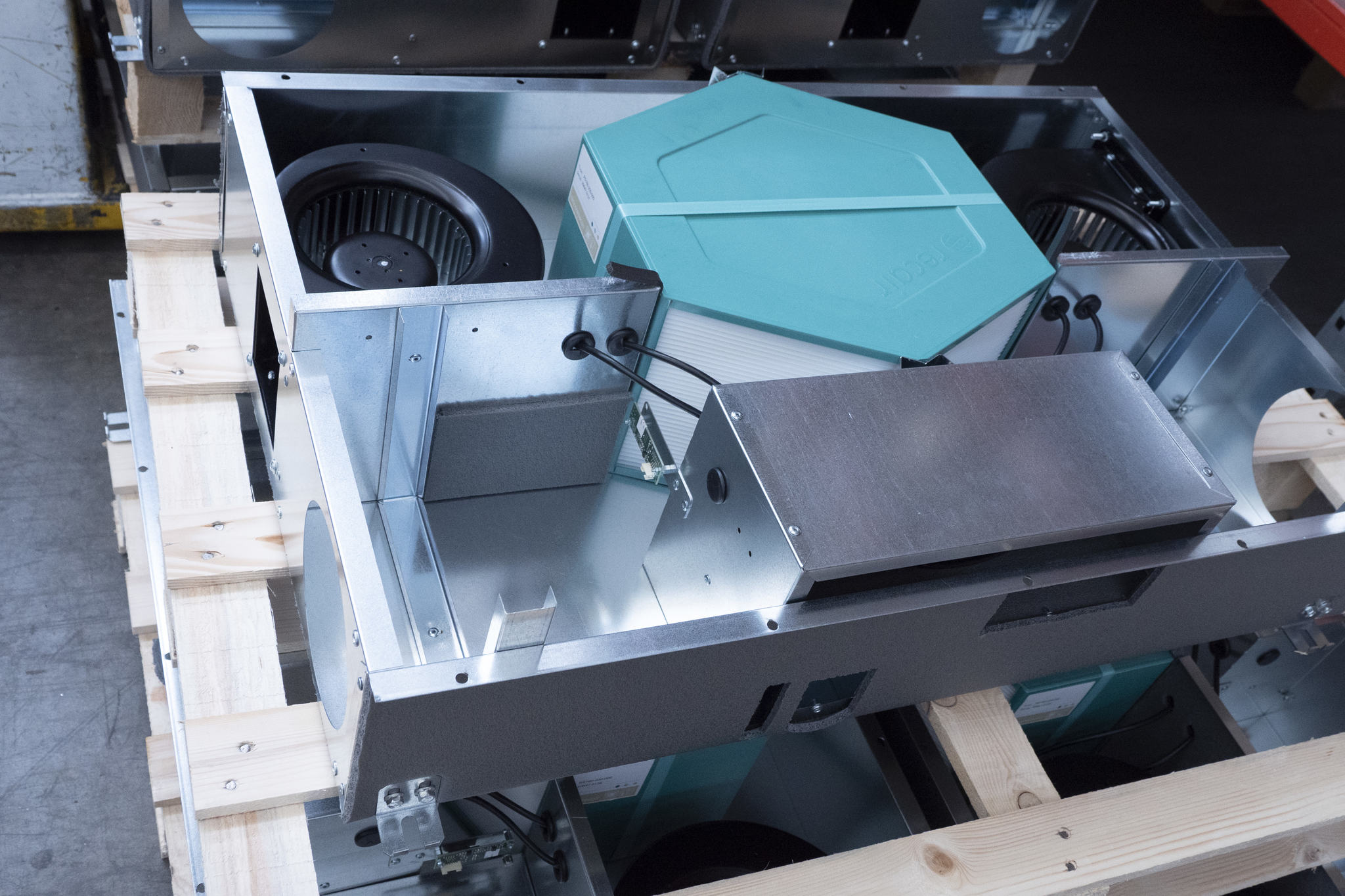 Automatic cutting, storing, and sorting, with 850 million combinations | Prima Power